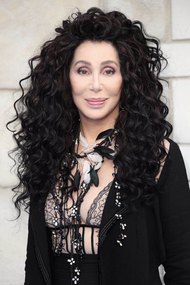 シェールの若いころから現在までを振り返ると？【写真50枚】｜40歳年下の恋人と復縁したことも話題に！ | Precious.jp（プレシャス）