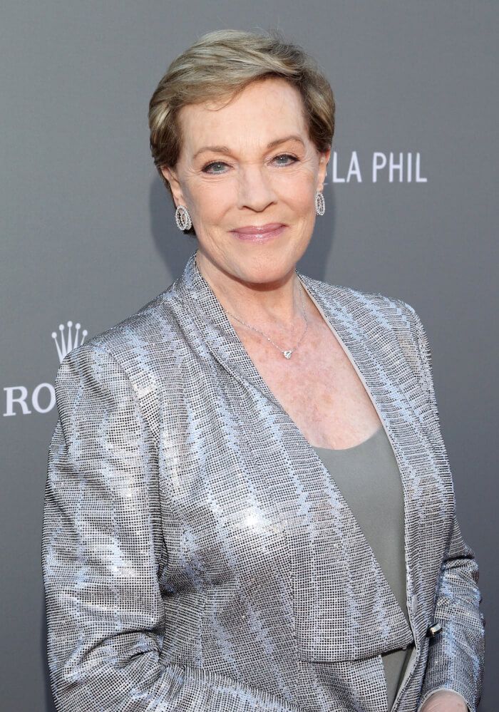 ジュリー・アンドリュースの美貌遍歴【50枚】出演作は名作揃い！80代の今も美しさと気品が溢れる | Precious.jp（プレシャス）