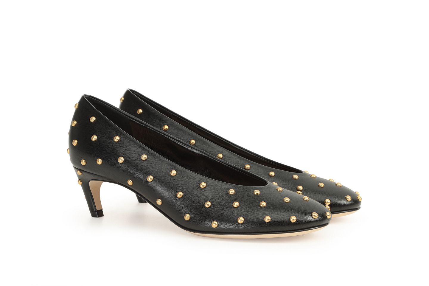 ドットスタッズで印象的な足元に！セルジオ ロッシの快適な履き心地も叶える新作シューズ4選 | Precious.jp（プレシャス）