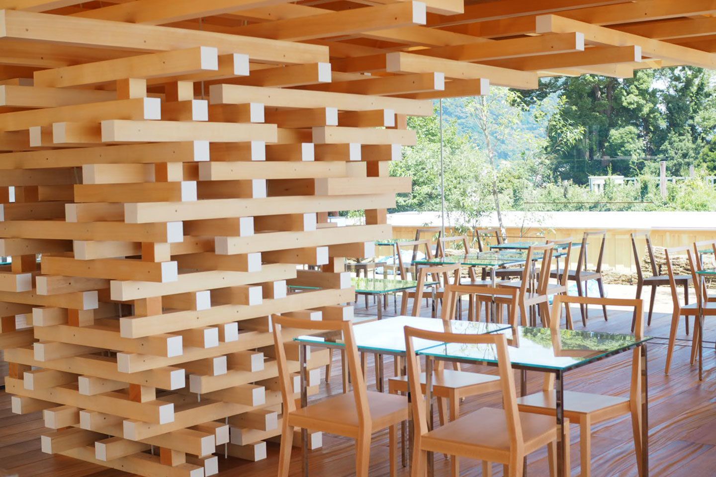 熱海 コエダ ハウス（COEDA HOUSE）｜隈 研吾デザインのカフェ、その絶景に感動 | Precious.jp（プレシャス）