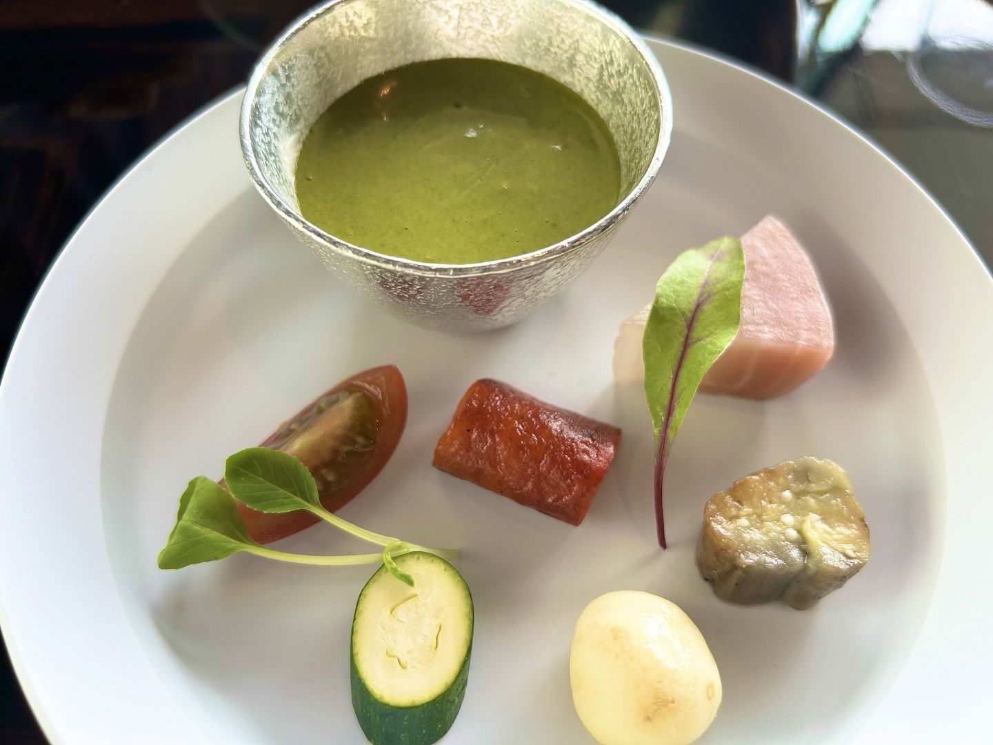 フレンチシェフが手掛ける極上の新アフタヌーンティー！パレスホテル東京「アフタヌーンティー “テール エ メール”」実食レポート ...