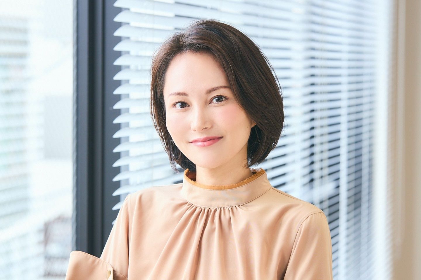 40代に似合う「黒髪」の髪型【実例28】 | Precious.jp（プレシャス）