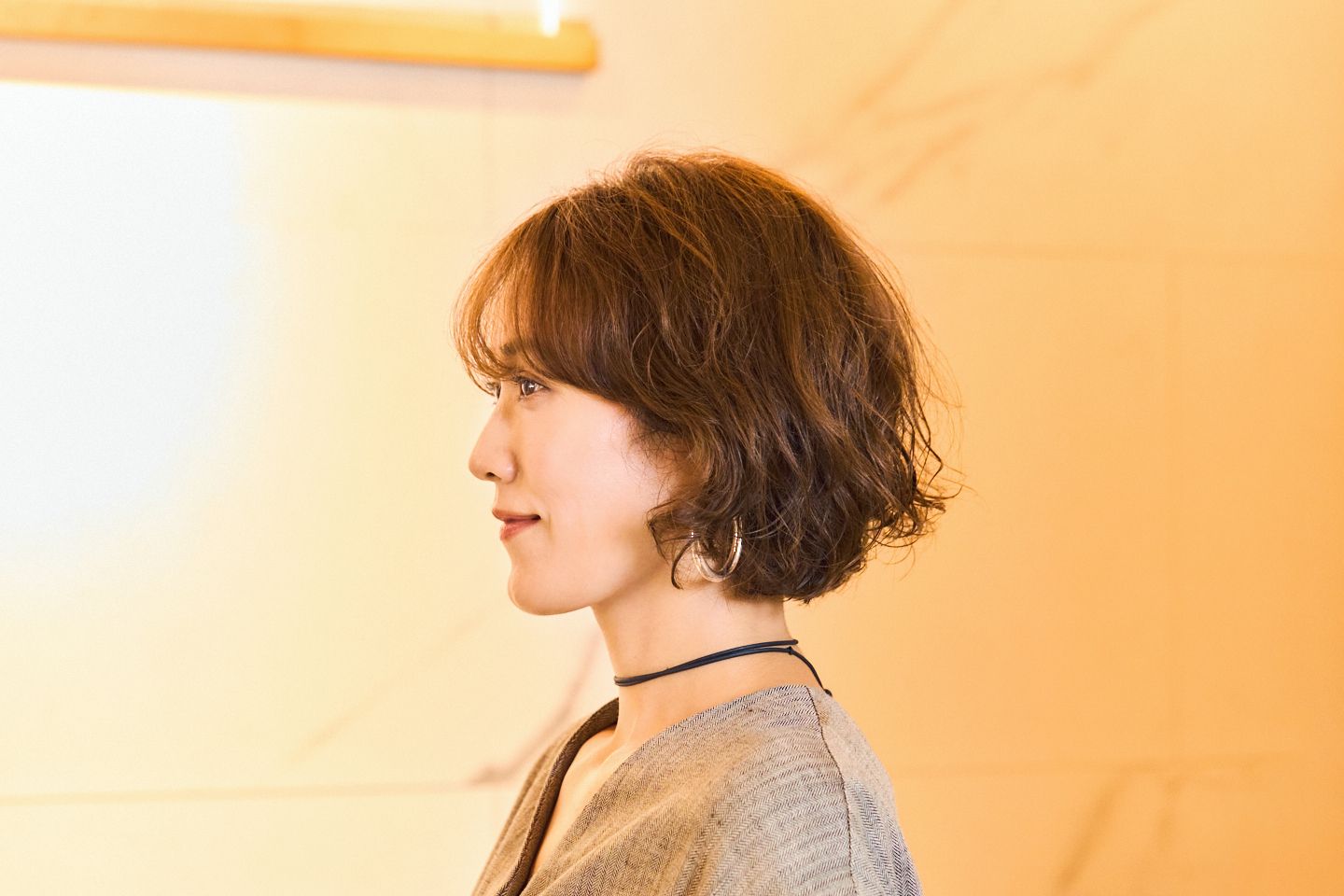 毛先だけ「パーマ」でふんわりヘアが叶う【40代・50代向け】 | Precious.jp（プレシャス）