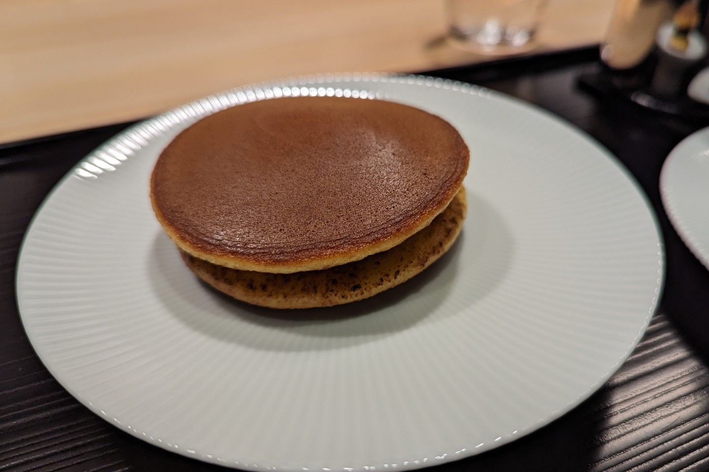 カウンターでできたて和菓子をいただける！「トラヤ ギンザ（TORAYA GINZA）」がリニューアル | Precious.jp（プレシャス）