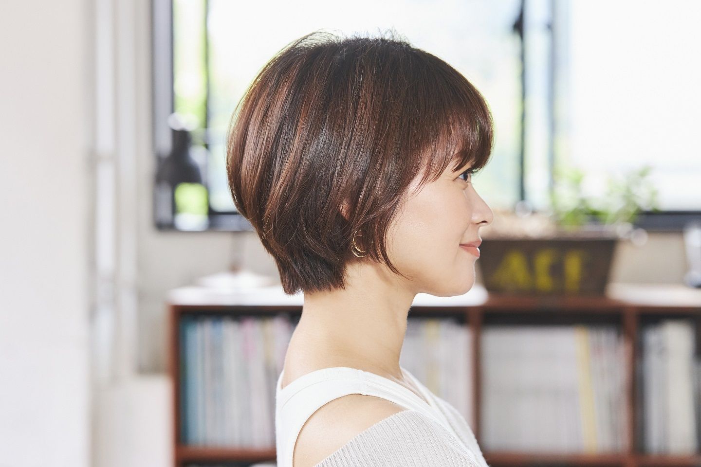 大人の「前髪ありショートボブ」実例14選 | Precious.jp（プレシャス）