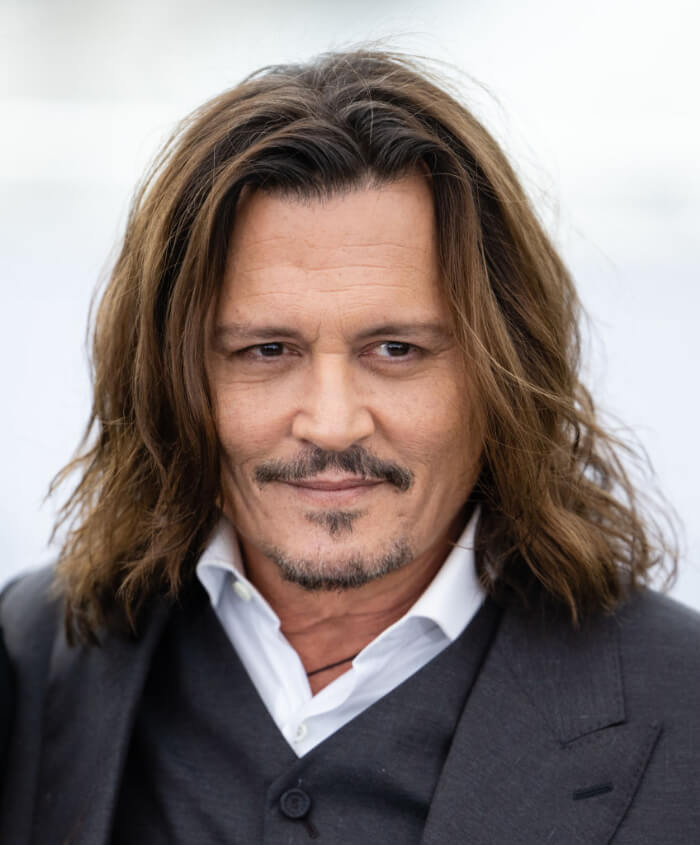 【保存版】ジョニー・デップ男前遍歴｜過去から現在まで【80枚】裁判決着！休業再開！『パイレーツ・オブ・カリビアン』への復帰も噂に！ | Precious.jp（プレシャス）