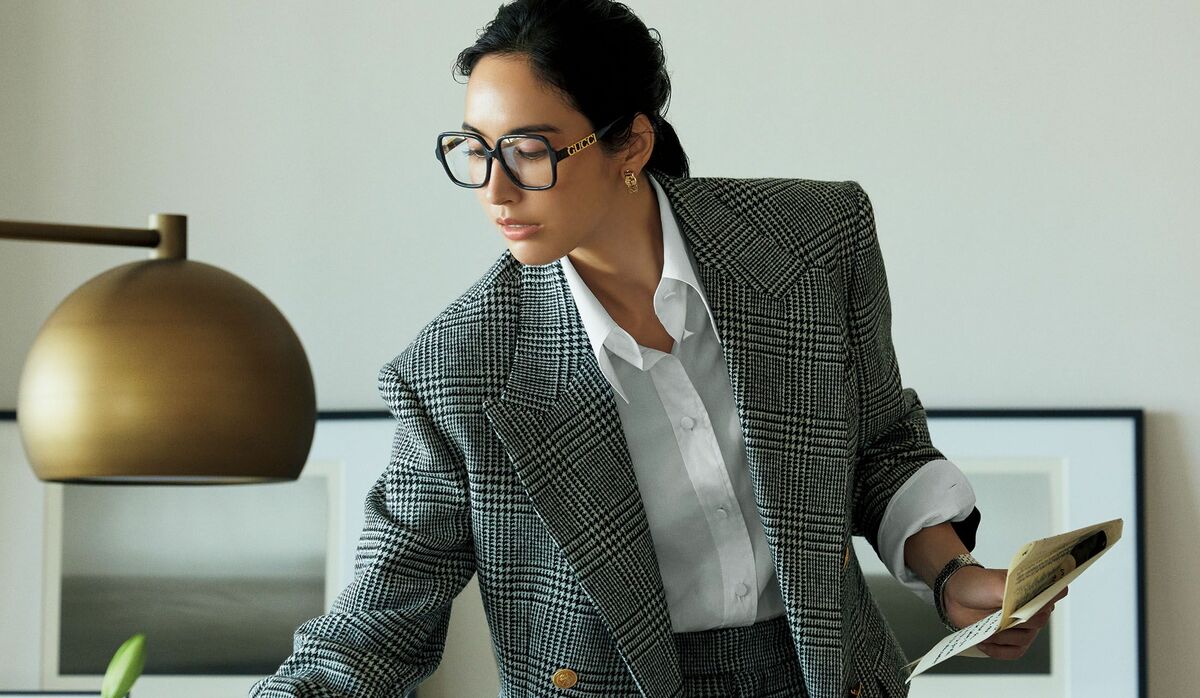 洒脱なスタイルを叶える「グッチ」のオーバーサイズジャケット｜旬を盛り込んだ一着でセンスのよさをアピール | Precious.jp（プレシャス）