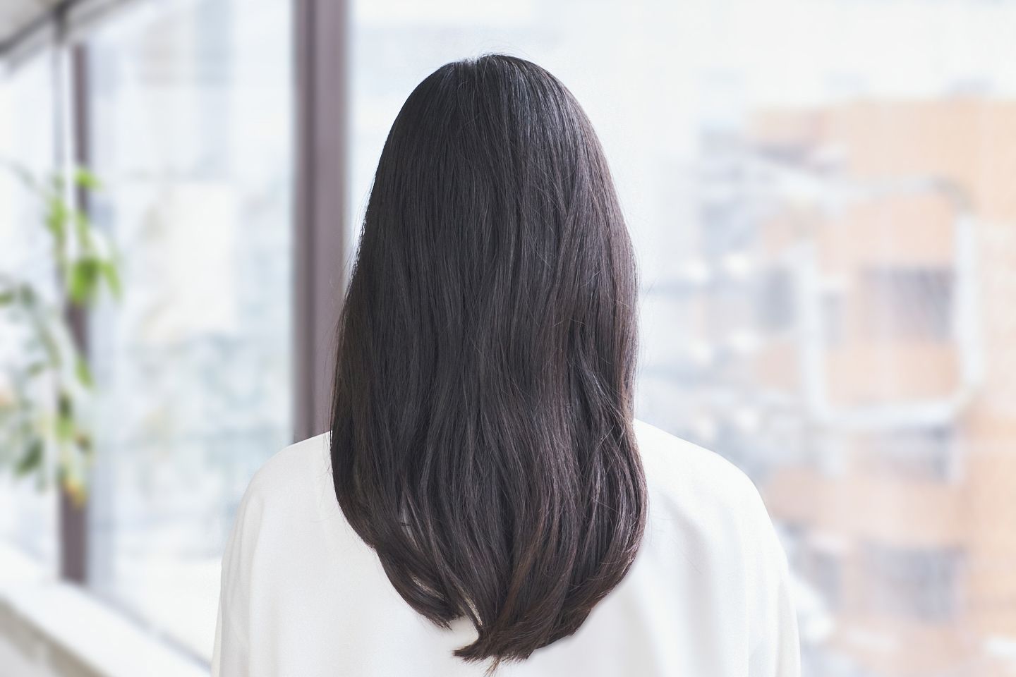 【40代・50代向け】下膨れカバーにおすすめの髪型は？「レングス別20選」 | Precious.jp（プレシャス）