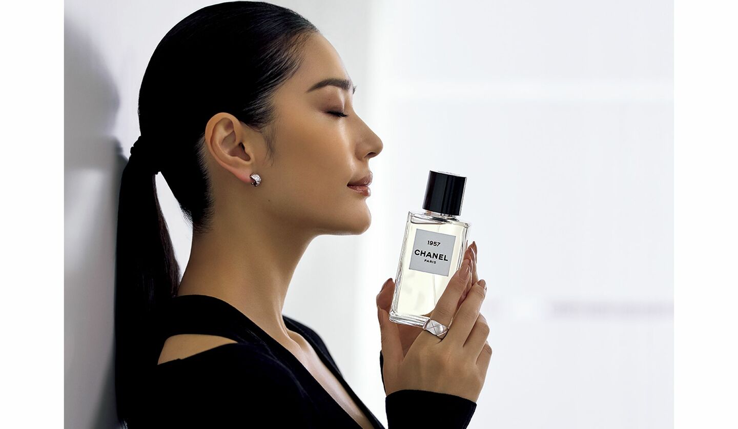 私を柔らかく穏やかに包み込む “ムスクノート” に癒やされる…フレグランス『レ ゼクスクルジフ ドゥ シャネル 1957 オードゥ パルファム』 | Precious.jp（プレシャス）