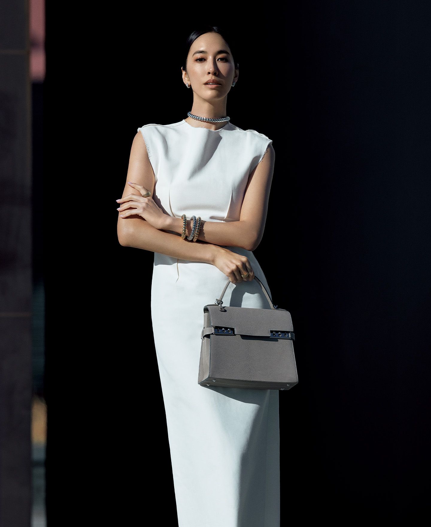 気品ただよう【白のタンクワンピース】なら着映え力も段違い！【「ラグジュアリーな白」を初夏コーデの絶対的エースに】 | Precious.jp ...