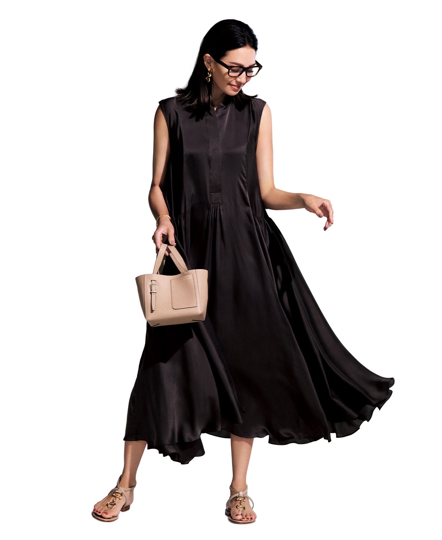 真夏日でも快適に！洗える「カオス」のシルクワンピース｜動きのあるフレアにマチュアなフェミニニティが香る | Precious.jp（プレシャス）