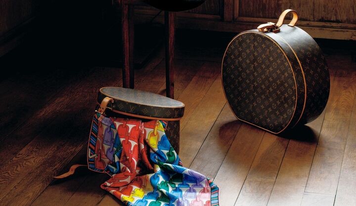 どこに置いても空間を上質に彩る「ルイ・ヴィトン」の帽子ケース｜誰もが憧れを口にするタイムレスな逸品 | Precious.jp（プレシャス）