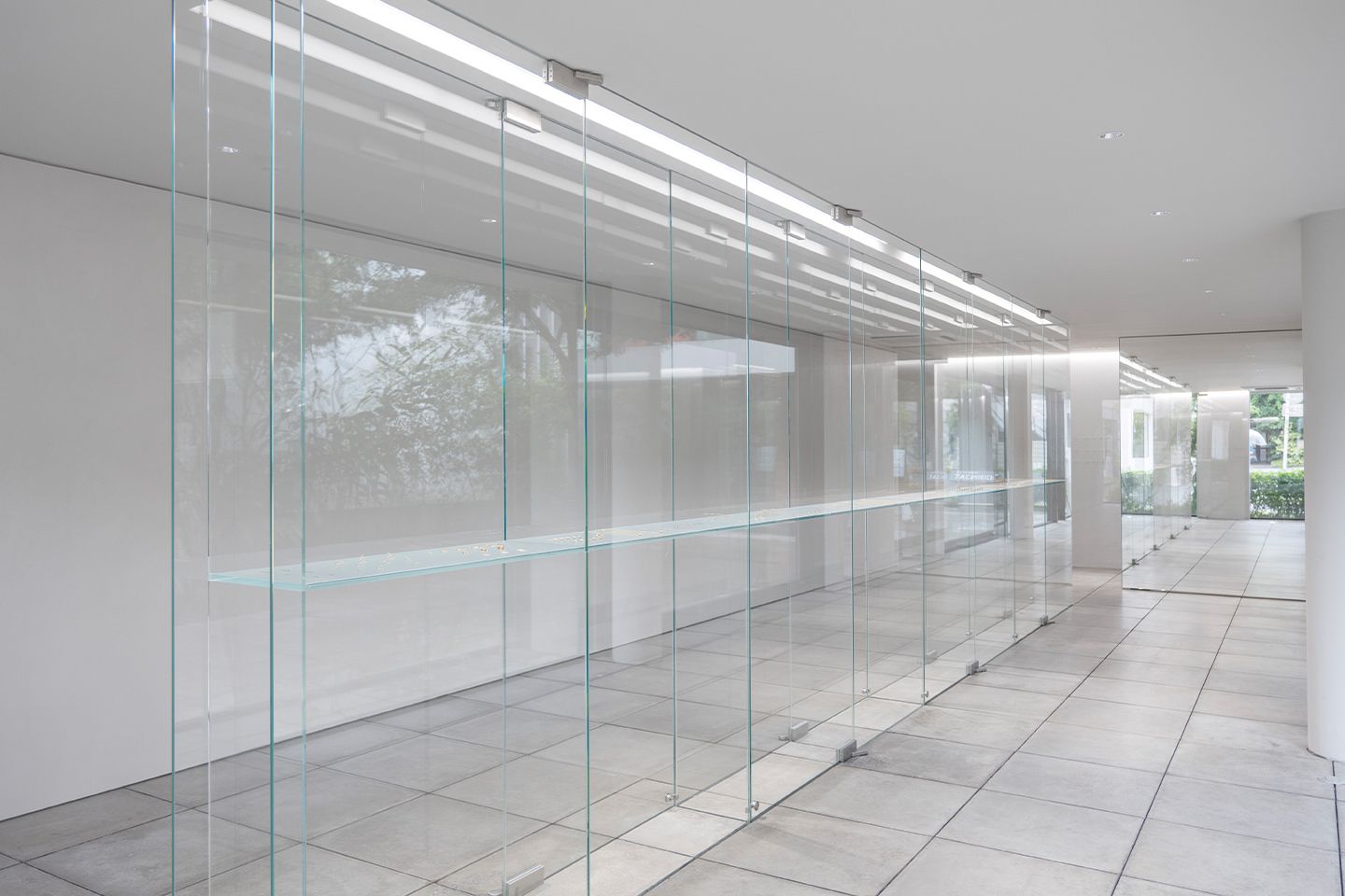 スタイリッシュなジュエリーブランド「Shihara」の旗艦店が誕生！プロダクトデザイナーと共作の新ジュエリーもラインナップ ...