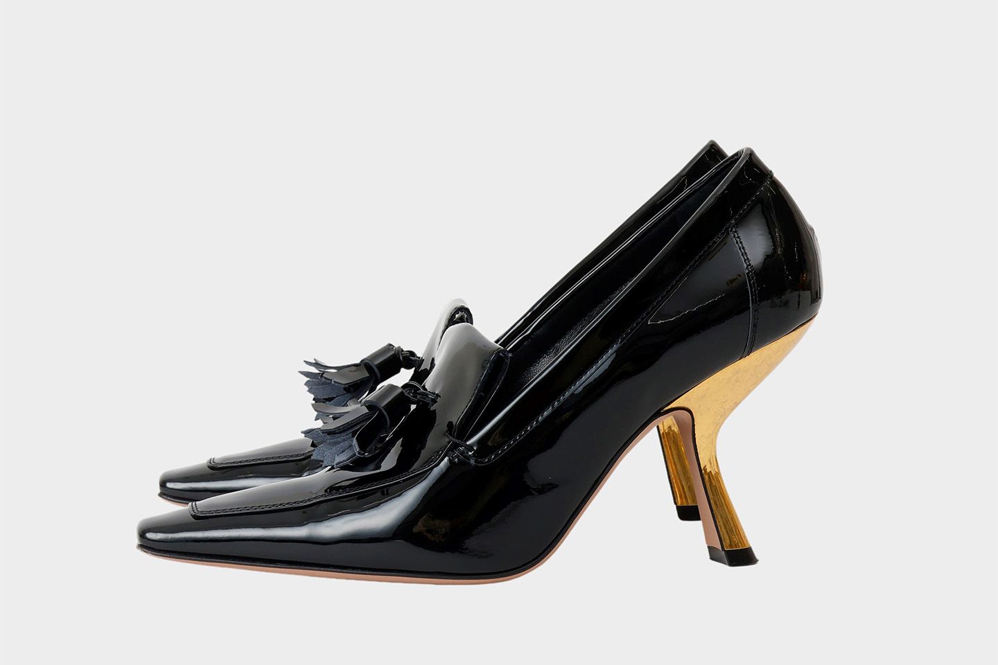 「CINOH」×「PELLICO」コラボシューズが登場！フォーマルシーンの女性を美しく魅せるパンプス | Precious.jp（プレシャス）