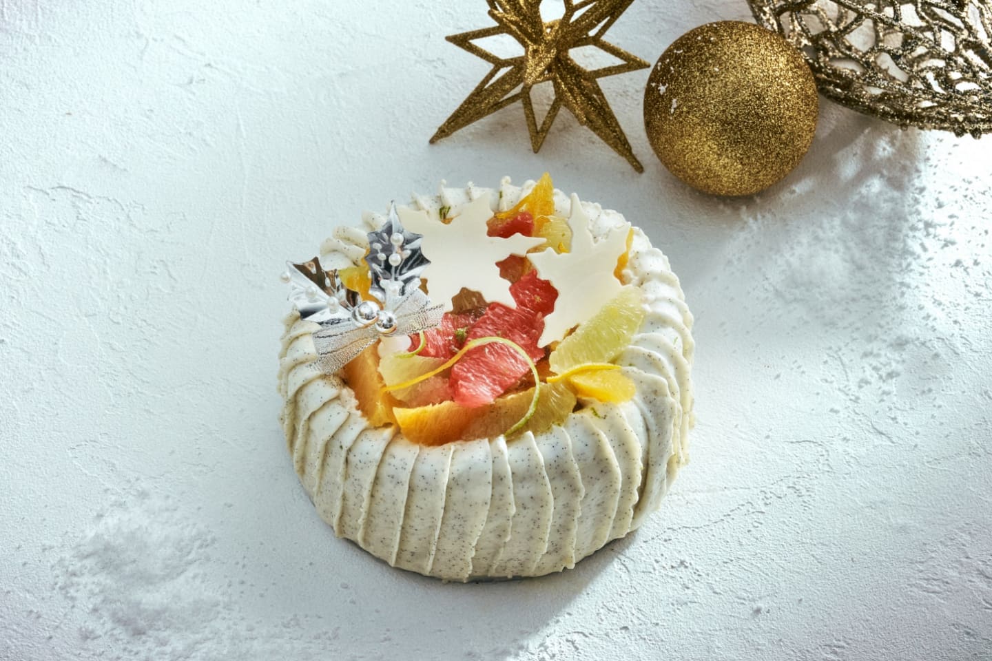 「アンダーズ 東京」2025年クリスマスケーキ6選｜フェスティブシーズンを飾るスイーツにも注目 | Precious.jp（プレシャス）